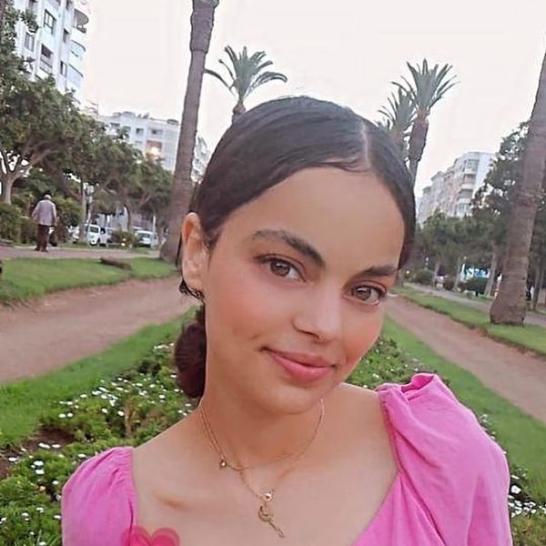 Chaimae Chayeb, Online Resume – FlowCV